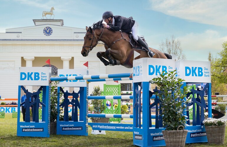 Holsteiner Results: Cellato gewinnt Großen Preis beim Pferdefestival ...
